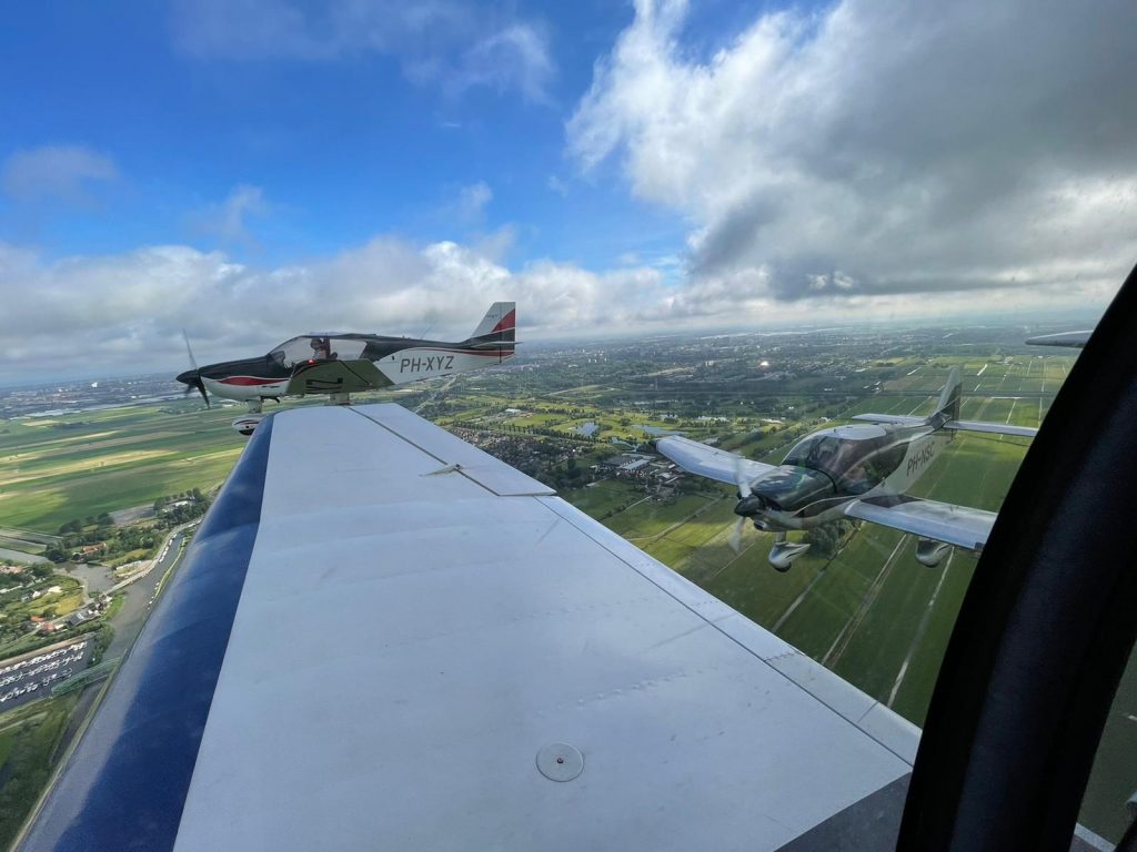 Line Astern - Victor Romeo Formation
